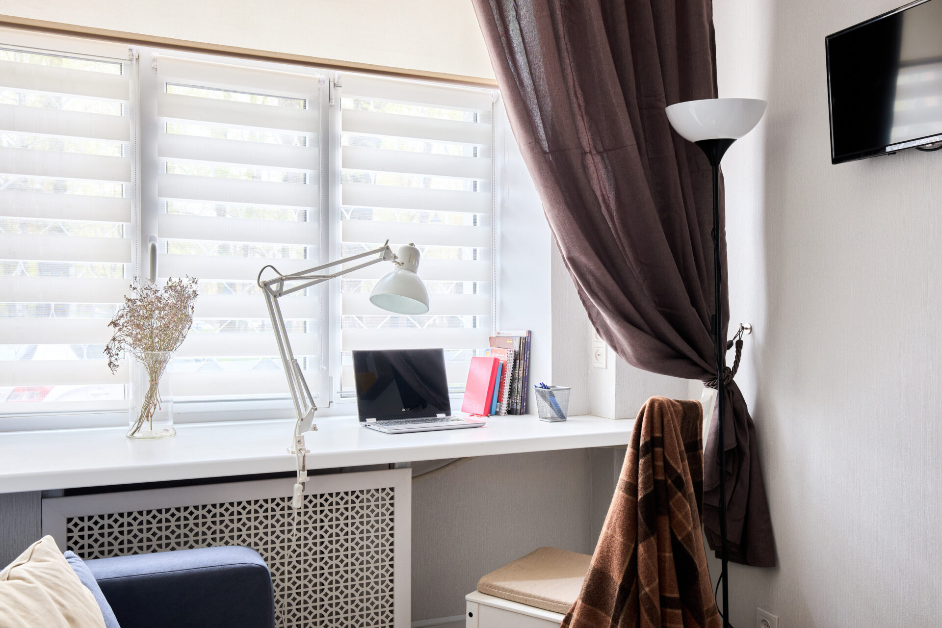 Window Blinds and Shades | ShutterLux Window Covering Solution